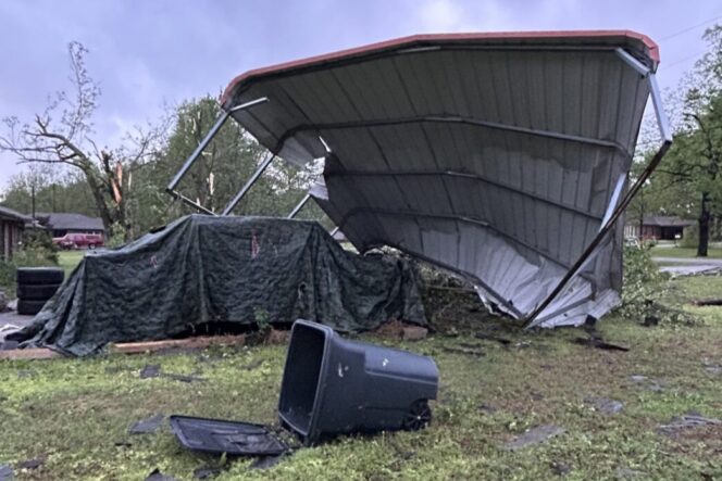 Tracking severe weather damage across Green Country - 102.3 KRMG