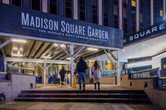 Man falls to his death during rock concert at Madison Square Garden ...